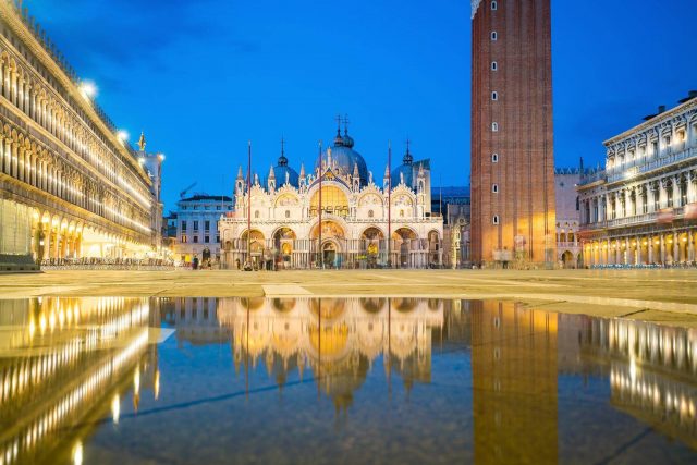 What to wear to Italy in April - Wear When What Why