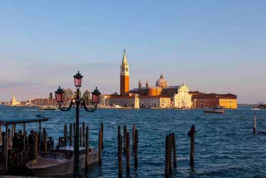What to wear in Venice in October - Wear When What Why