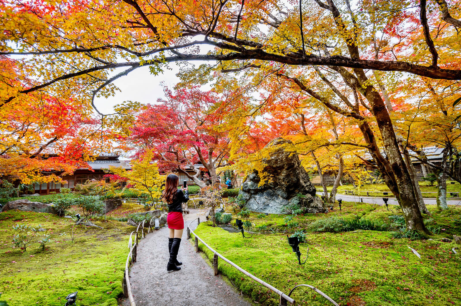 What to wear in Kyoto (month by month guide) - Wear When What Why