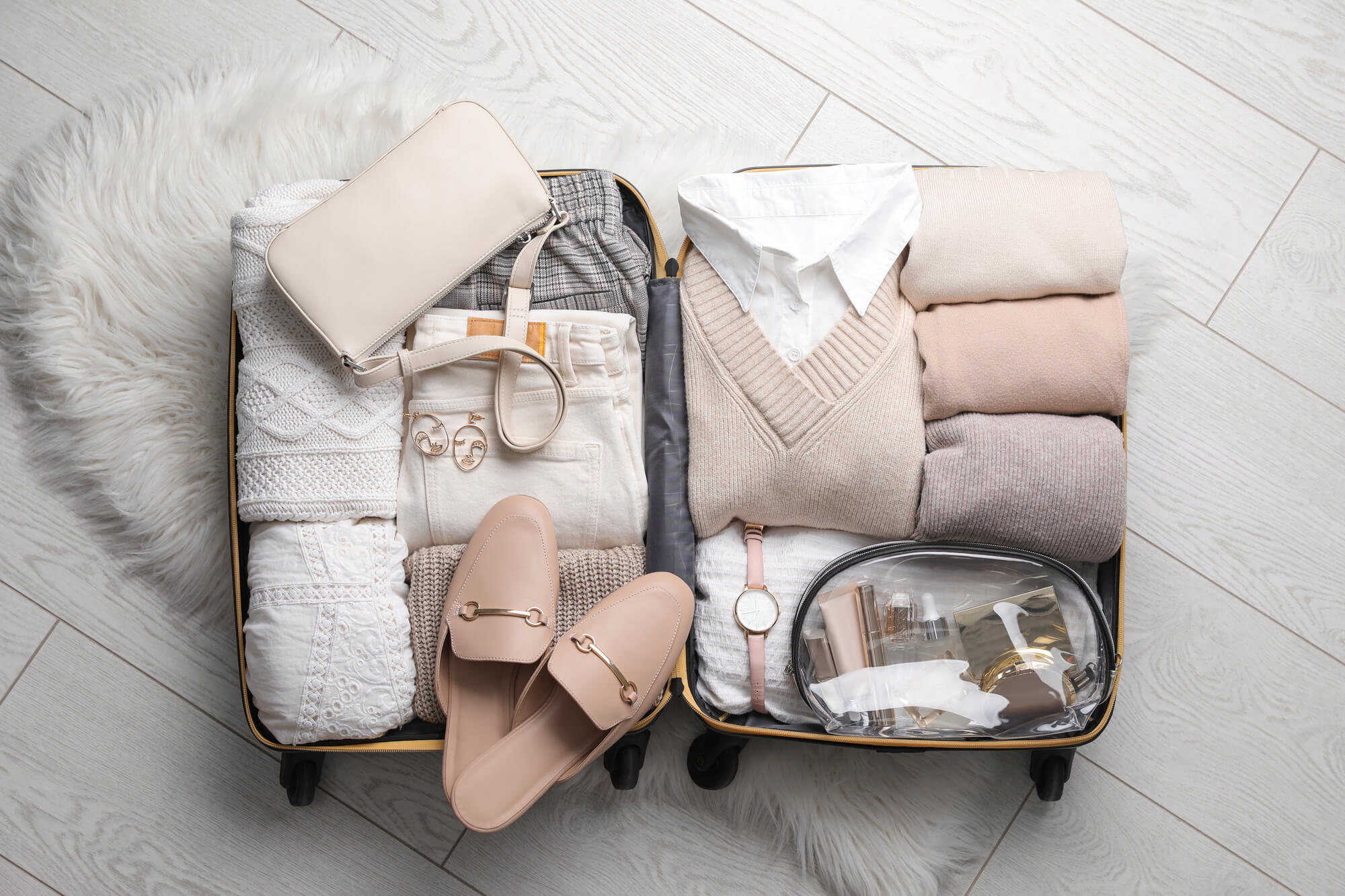 Folding Vs Rolling - how best to pack a case - Wear When What Why